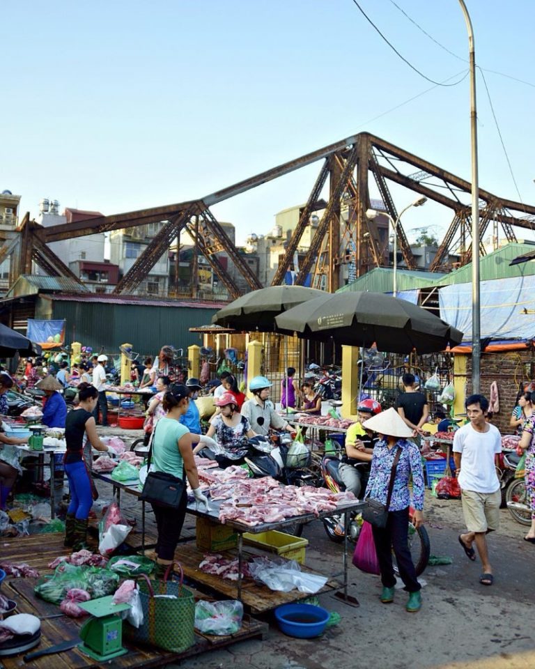 Long Bien Market - A Mouth-watering Fruit and Vegetable Wholesale ...
