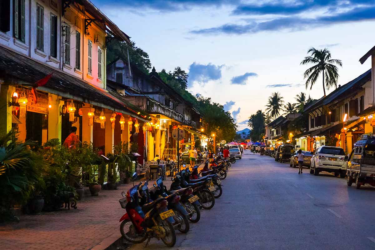 A Responsible Traveller’s Guide To Alms Giving In Luang Prabang